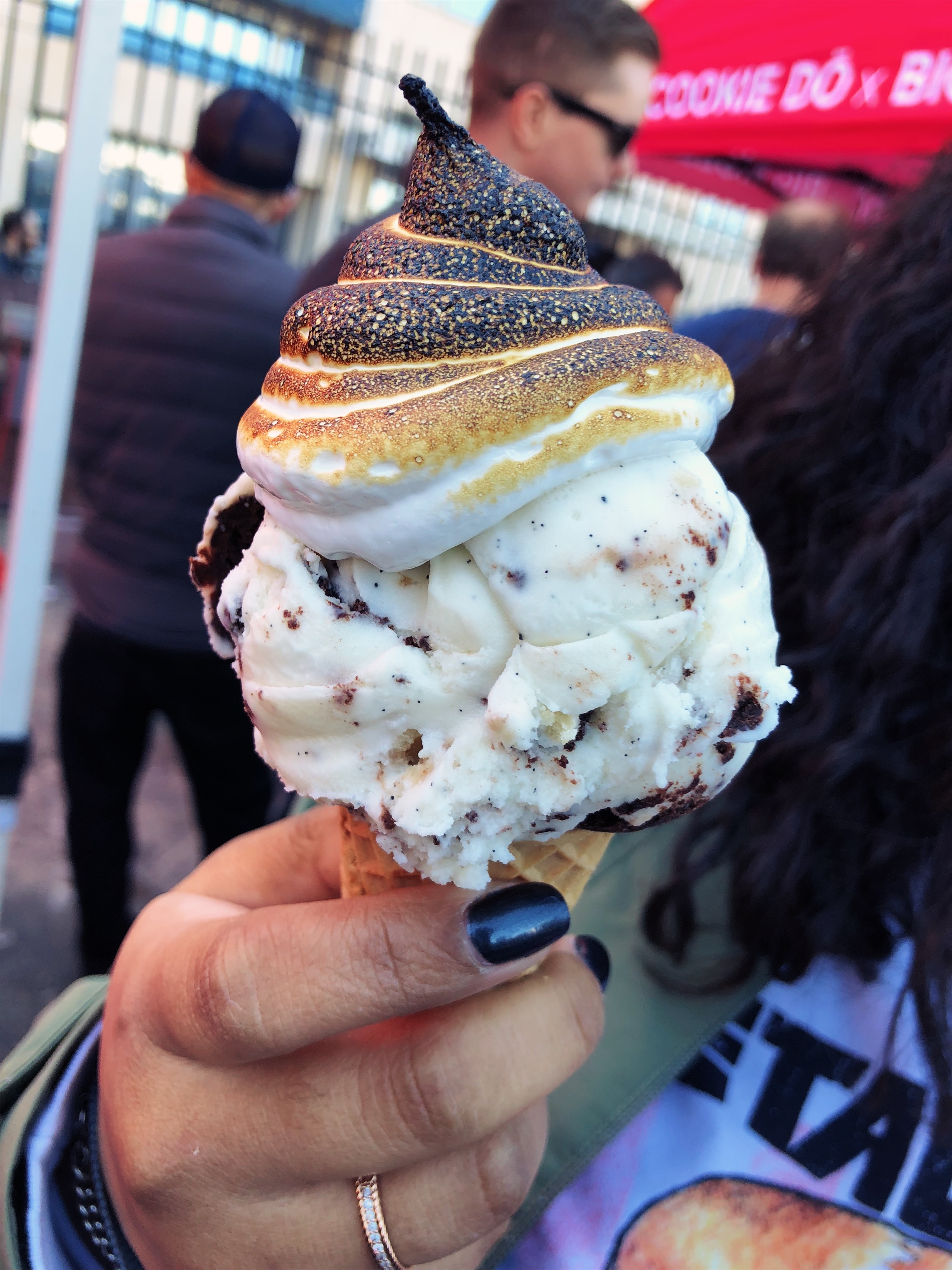 Smorgasburg: Your Guide to Brooklyn’s Largest Food Market - SOCIAL